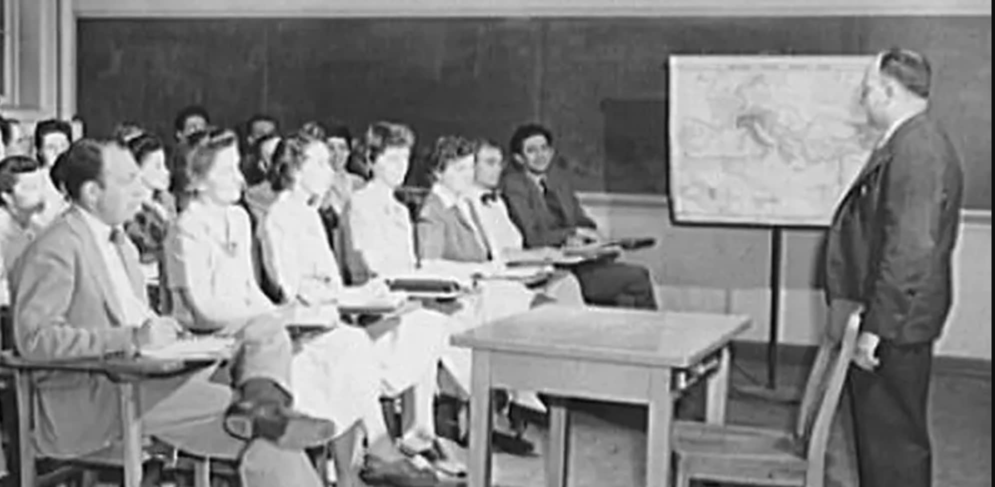 7 Places to Find Free Genealogy Courses and Webinars Online