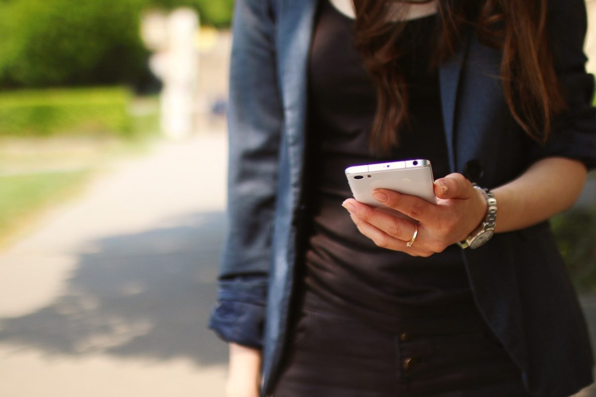 10 Free Genealogy Apps To Help You With Your Research