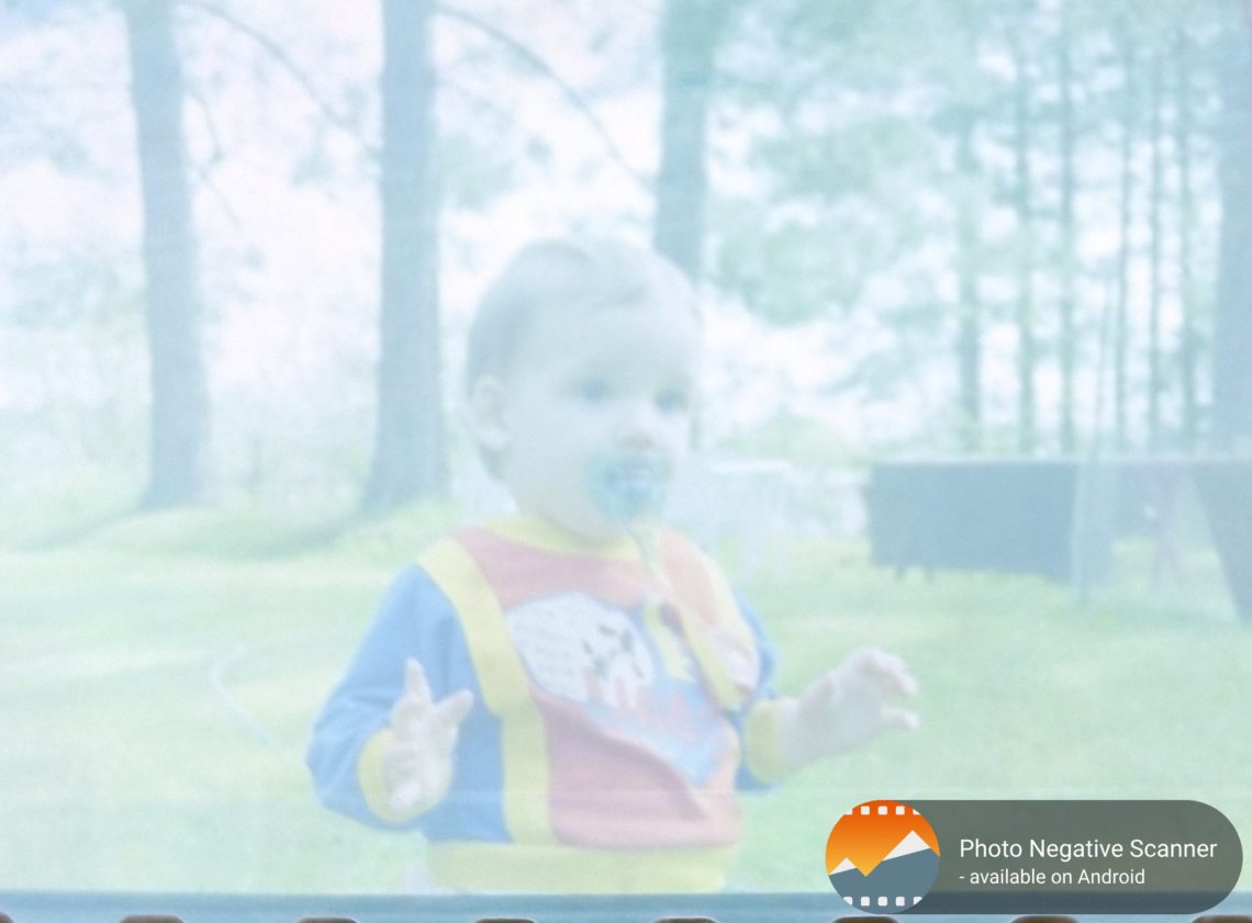 You Can Now Use Your Phone to Turn Old Negatives and Slides Into Photos