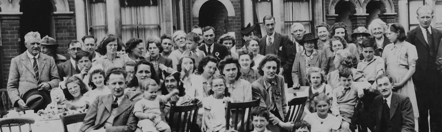 Family History Beginner's Guides | Family History Daily